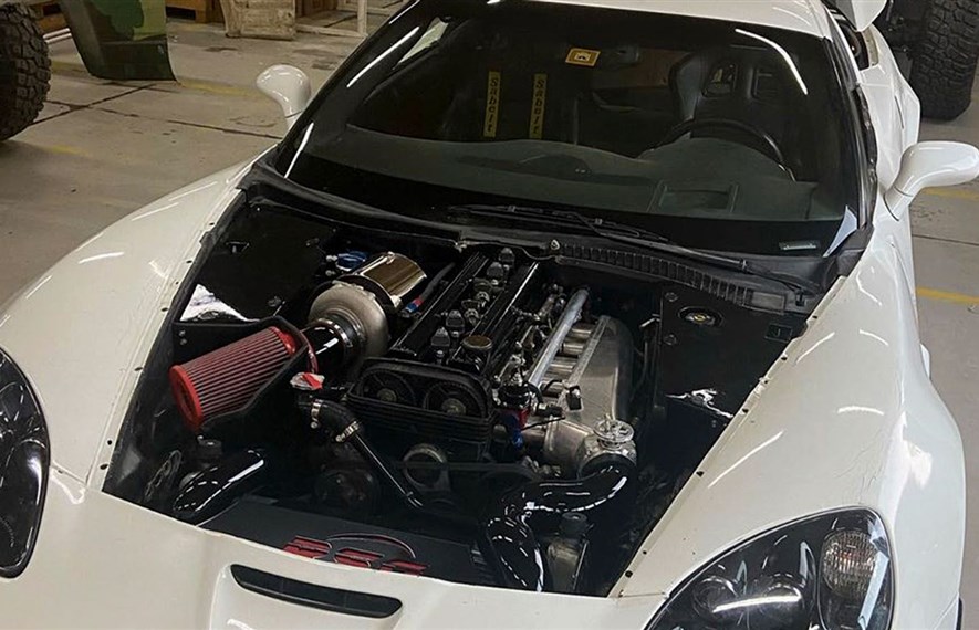 Corvette Z06-ის 7-ლიტრიანი V8 ძრავა ამოიღეს და მის ნაცვლად 2JZ ჩადგეს ...